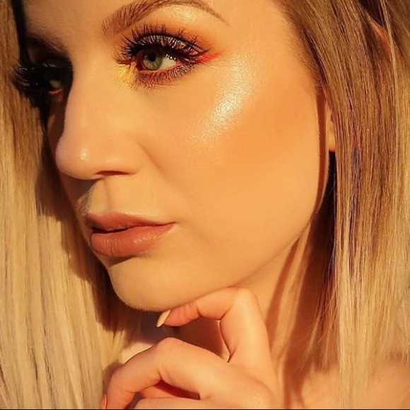 OFRA | Makeup | Nikkietutorials Everglow Highlighter | Poshmark